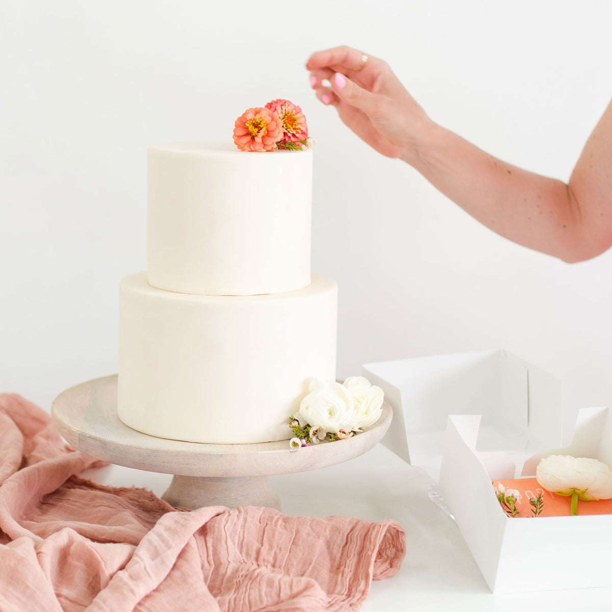 Cake Decorating Flowers – Native Poppy
